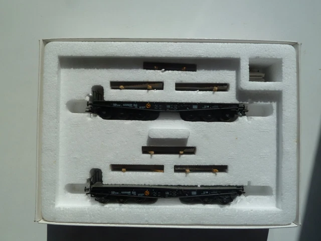 MÄRKLIN 48664, H0, AC, Set mit 2 Schwerlastwagen mit Stahlbrammen ...