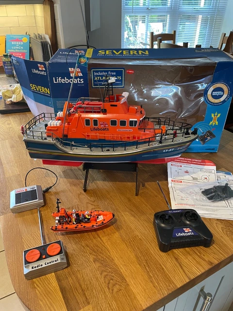 RADIO CONTROLLED RNLI Severn Class Lifeboat With Rc Atlantic 75 £65.00 ...