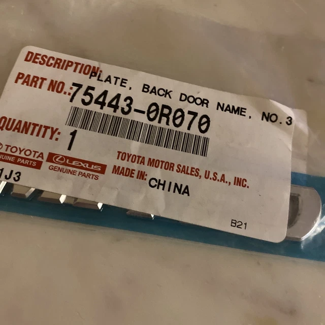 GENUINE OEM TOYOTA 75443-0R070 "LIMITED" Nameplate 2016-2018 RAV4 $41. ...