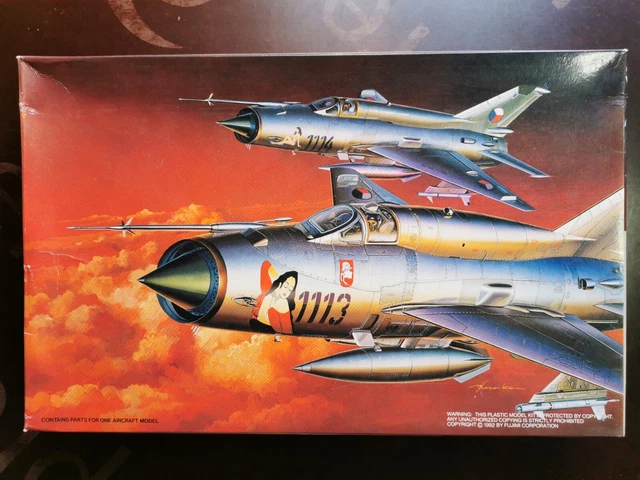 FUJIMI 1/72 MIG 21 MF Pin Up Mig Model Kit 35110 Vintage New Sealed £21 ...