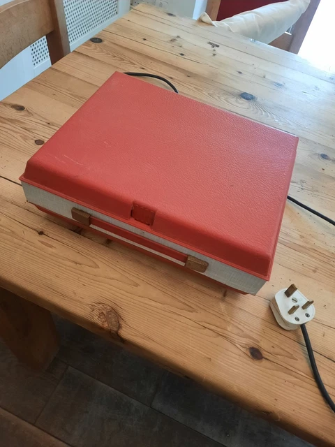 VINTAGE FIDELITY PORTABLE Red Record Player 70s £25.00 - PicClick UK
