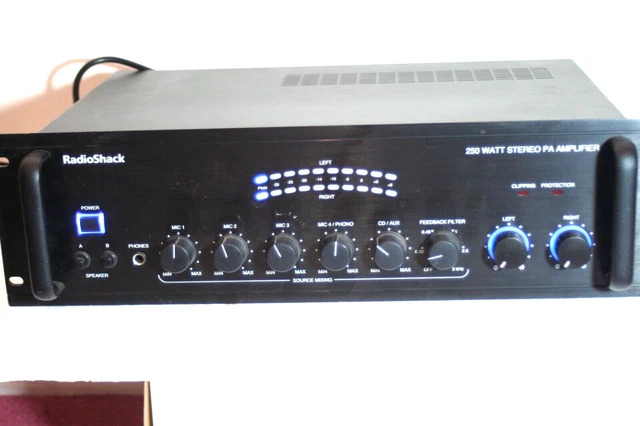 RADIO SHACK MODEL 3200028 PA Stereo Amplifier Amp 250 Watt Rack Mount ...