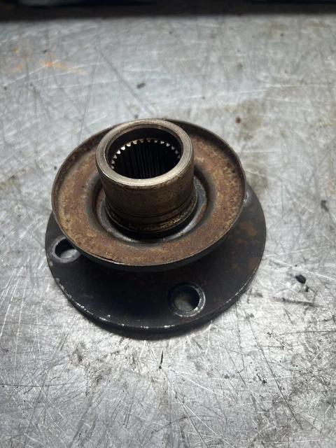 MK6 TOYOTA HILUX 4x4. Rear Diff Flange with Retaining Nut. £35.00 ...