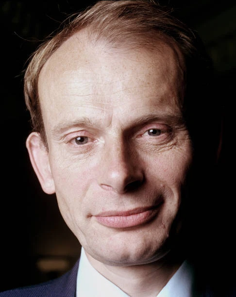 ANDREW MARR SCOTTISH political commentator television presenter 2002 ...