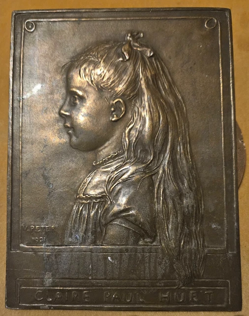 PLAQUE EN BRONZE Bas-relief portrait de jeune fille VICTOR PETER EUR ...