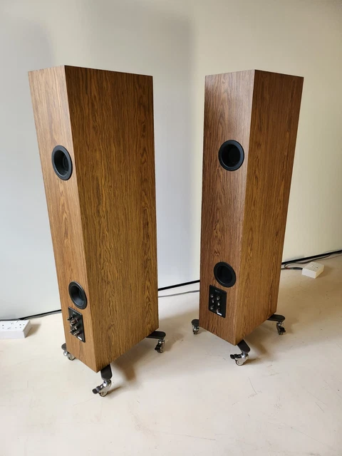 KEF R7 FLOOR Standing (matched pair) Speakers (Walnut&Leather) -wheels ...
