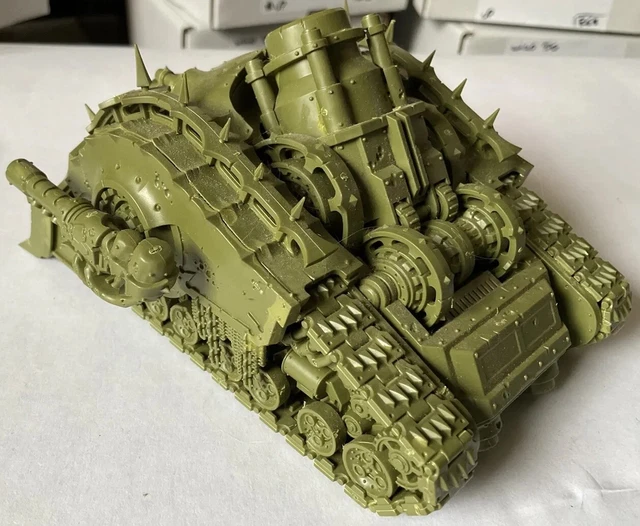 WARHAMMER 40K - Death Guard - Plagueburst Crawler (R19) Exc £28.99 ...