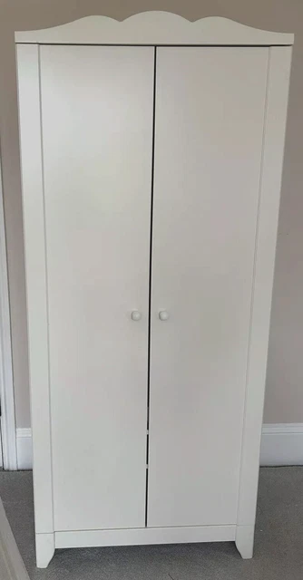 Hensvik wardrobe store