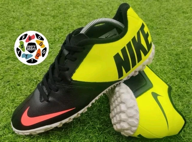 NIKE BOMBA II TF Astroturf Trainers Football Boots Size 7.5 Black Multi ...
