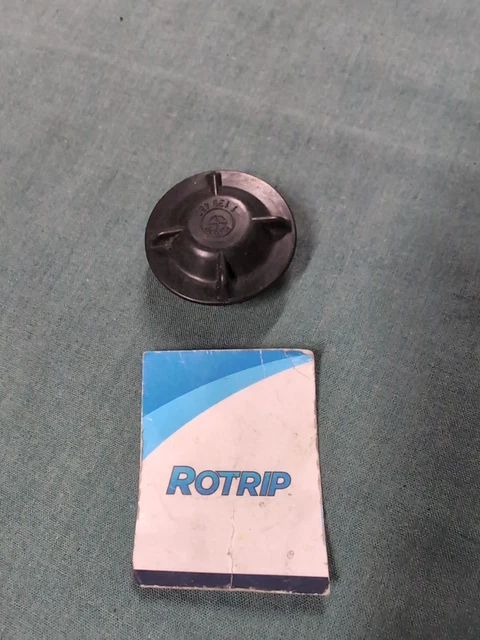 BMW E39 5 Series Strut Top Mount Cap / Covering Cap #1139453(P401) £10. ...