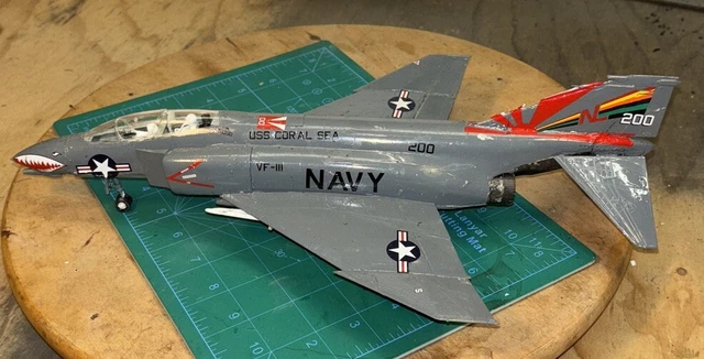 1/48 US NAVY McDonnell Douglas F-4 Phantom built & Painted (repair ...