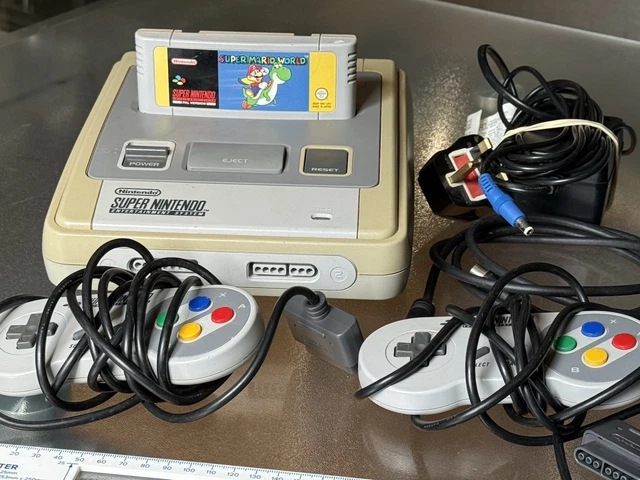 VINTAGE SUPER NINTENDO Console + Super Mario World Game SNES Missing AV ...