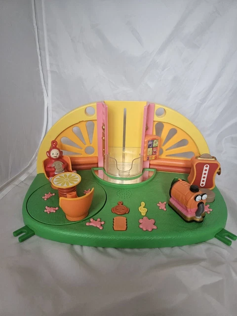TELETUBBIES MUSICAL SUPERDOME play set & Po Figure with fun sounds ...