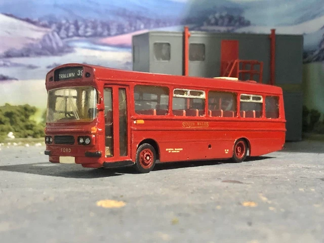 KIT BUS BUILT Westward Models Duple Dominant Bus 10M White Metal Model ...