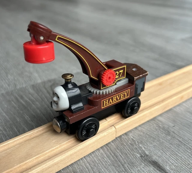 THOMAS AND FRIENDS Wooden Railway Harvey the Crane train Learning Curve ...