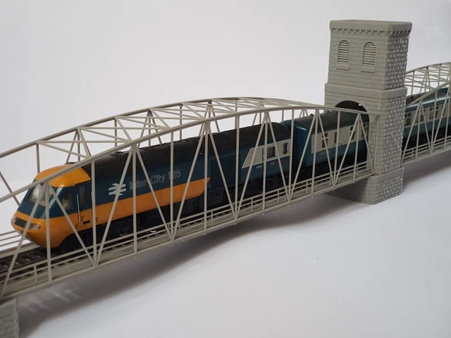 MODEL RAILWAY SCENERY Varied Single Track Old Bridge OO Gauge 1:76 £24. ...