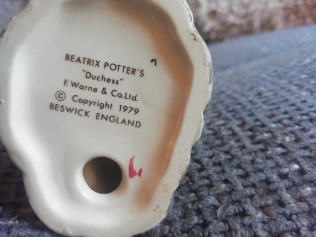 BESWICK BEATRIX POTTER duchess with pie rare £90.00 - PicClick UK