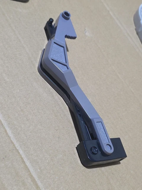 NINTENDO NES R.O.B. Robot Arms Pair Original Replacement Parts £42.99 ...