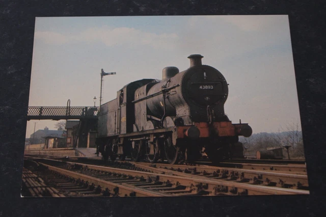 POSTCARD TRAIN RAILWAY Loco 43893 Fowler 4F 0-6-0 Clifton Junction ...