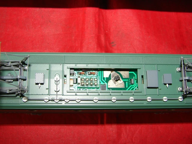 ELECTROTREN HO LOCOMOTIVE Electrique Cc7101 Sncf Train Electrique 2718 ...