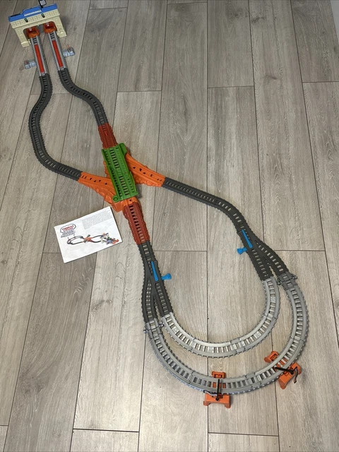 THOMAS THE GREAT RACE SET DFM54 Revolution Trackmaster Motorised Train ...