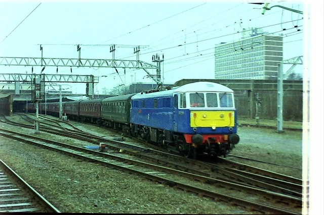 35MM RAILWAY COLOUR Negative Class 86 259 at Crewe £1.95 - PicClick UK