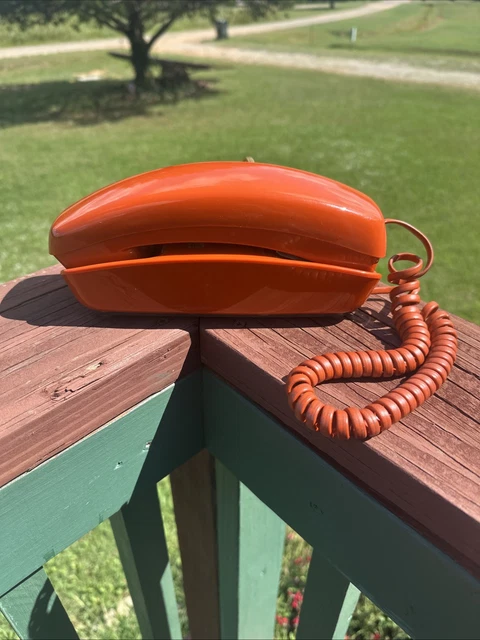 WESTERN ELECTRIC SOUTHWESTERN Bell Classic Orange Trimline Telephone ...