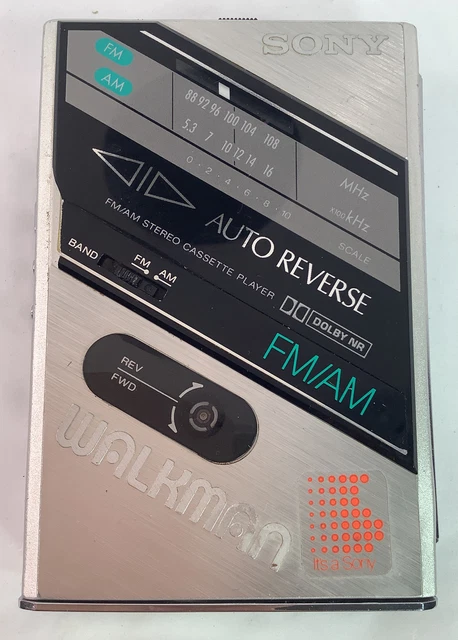 SONY WALKMAN WM-F100 Lettore di cassette AM FM vintage, non testato per ...