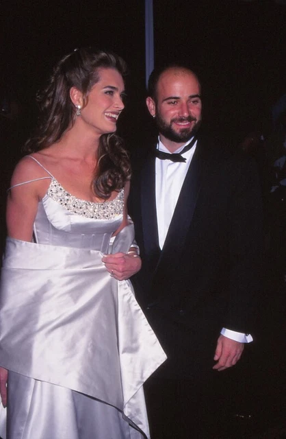 DIA BROOKE SHIELDS et Andre Agassi 1997 format Ko photographe P14-1-4-1 ...