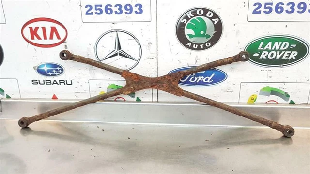 JAGUAR XF X250 3.0 Tdv6 Rear Subframe Crossmember Bracket Brace £44.88 ...