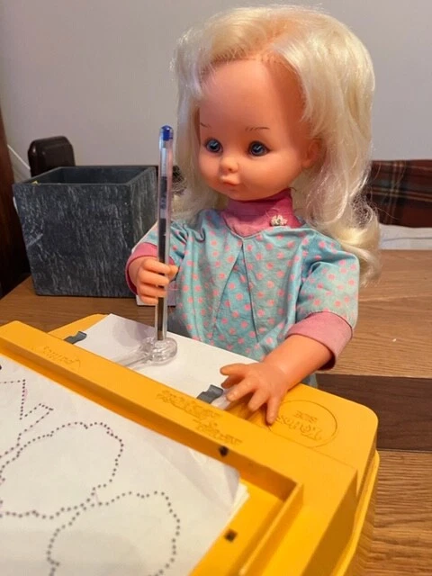 KATIE COPYCAT DOLL and Desk Katie kopycat Palitoy 1970s Great Working ...