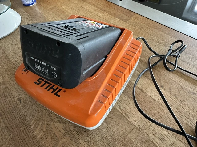 STIHL AP115 LI-ION 36V Battery with AL 100 Standard Charger - GWO ...