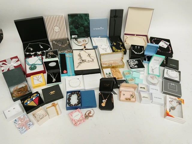 JOB LOT OF Mixed Costume Jewellery Necklaces Bracelets Earrings Rings ...