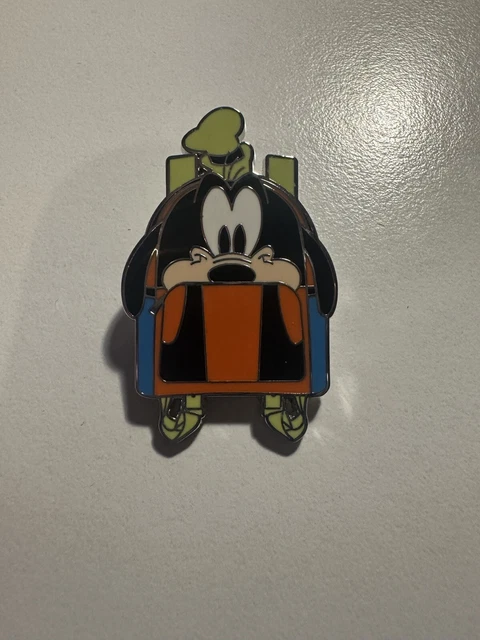 LOUNGEFLY DISNEY CHARACTER Backpack Pin - Goofy Brand New EUR 10,52 ...