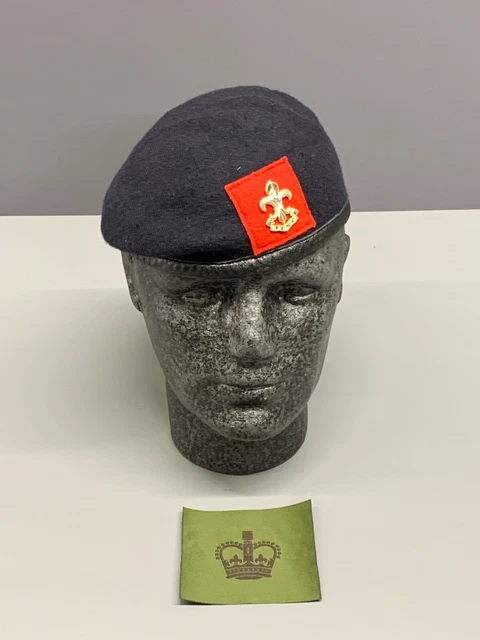 BRITISH ARMY-ISSUE KING'S Regiment Beret, Badge & Rank Patch. Size 55cm ...