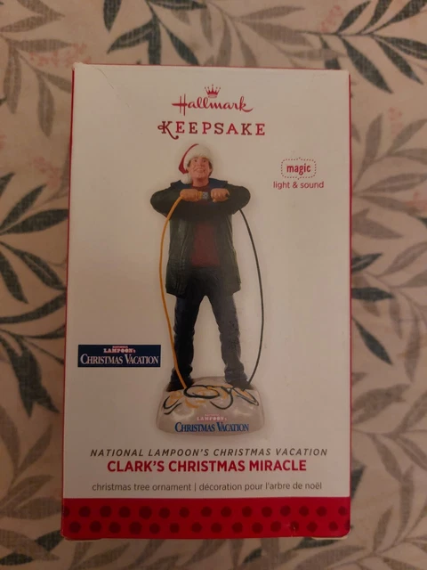 HALLMARK KEEPSAKE ORNAMENT Clark's Christmas Miracle National Lampoon's ...