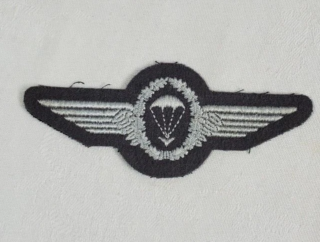 WEST GERMANY GERMAN ARMY AIRBORNE BUNDESWEHR Fallschirmjäger WING PATCH ...