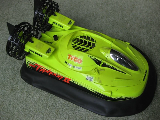 TYCO MINI TYPHOON 2 Remote Control Hovercraft Boxed 1991 9.6v Vintage ...