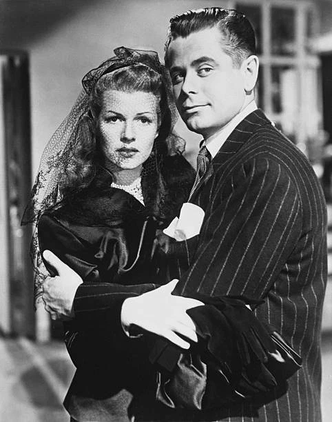 RITA HAYWORTH AND Glenn Ford in Gilda by Hungarian director Charle- Old ...