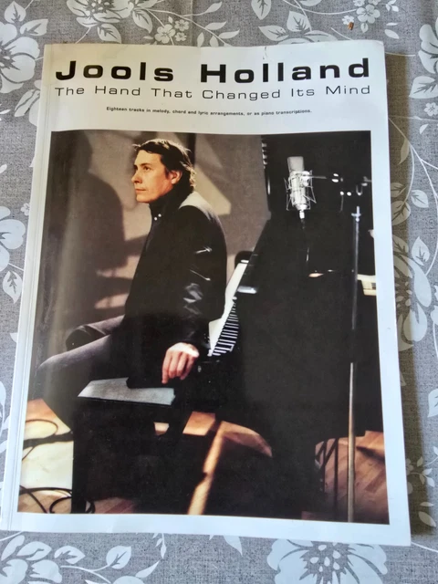 THE HAND THAT CHANGED ITS MIND by Jools Holland (paperback) Signed By ...
