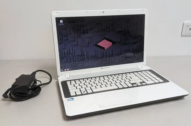 PC PORTABLE 17 pouces Packard Bell Pentium, 4 Go, HDD 750 Go EUR 100,00 ...