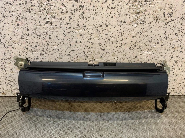 09-17 PEUGEOT 3008 Tailgate Boot Lid Blue Paint Code Kgn £119.99 ...