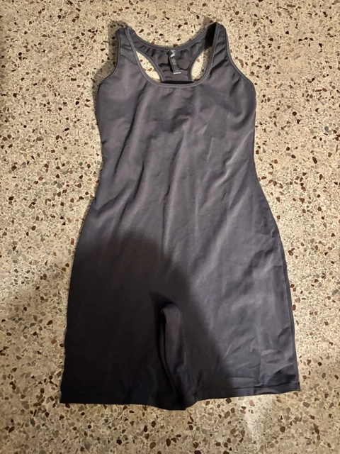 SKIMS OUTDOOR MID thigh body suit large Gray £31.60 - PicClick UK
