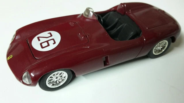 FERRARI 750 MONZA 1955 à friction Made in China ech 1/36. EUR 1,00 ...