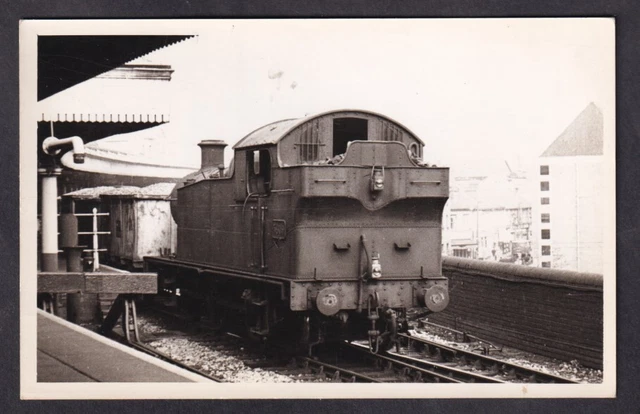 WALES GLAMORGAN RHONDDA PONTYPRIDD railway station steam tank loco 5609 ...