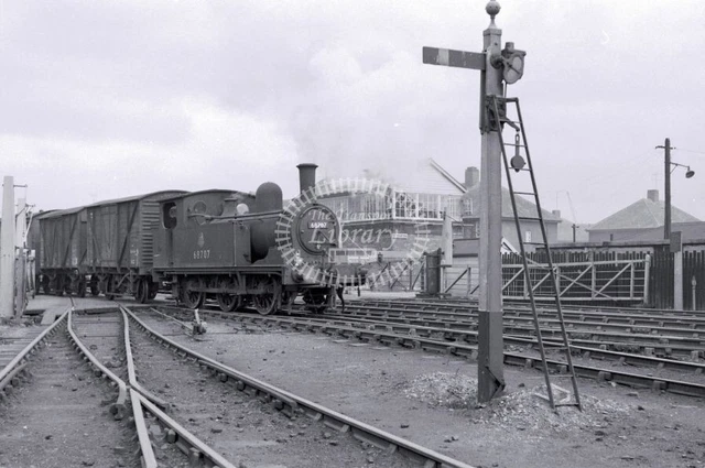PHOTO BR BRITISH Railways Steam Locomotive Class J72 68707 at Stranton ...