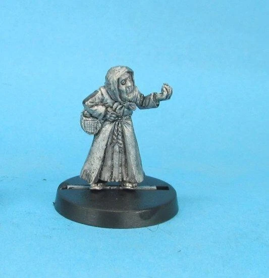 RAL PARTHA MINIATURE 28mm scale Granny Hildegard Villager VP 104 R £2. ...
