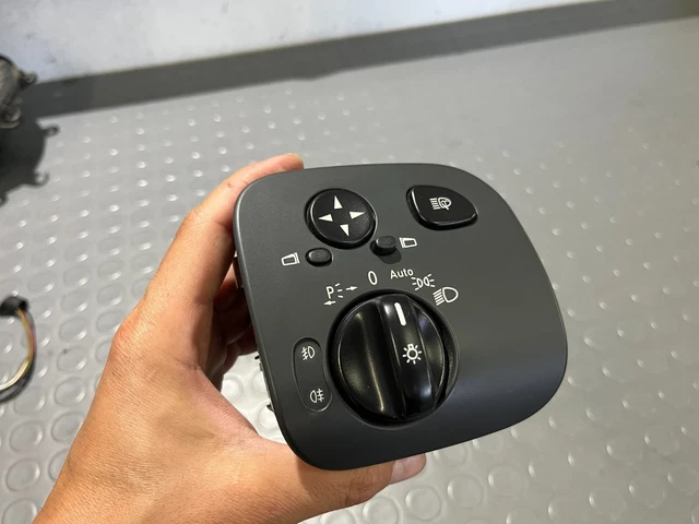 MERCEDES C-CLASS W203 CLK W209 LHD OEM Headlight Mirror Control Switch ...