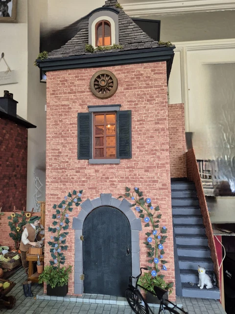 DOLLS HOUSE. THE Gatehouse. 1/12 Scale. £260.72 - PicClick UK