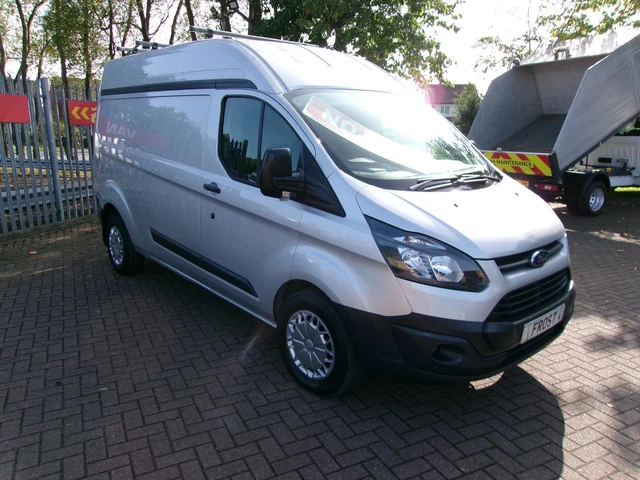 FORD TRANSIT CUSTOM 330 LWB L2 HEAVY DUTY 125PS SILVER GREAT SPEC £ ...